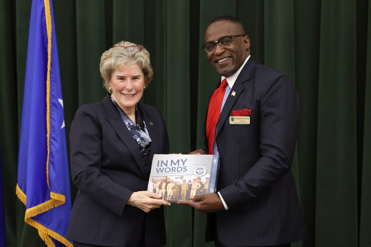 Foundation Honors Women in the Air Force History : Airman Heritage ...