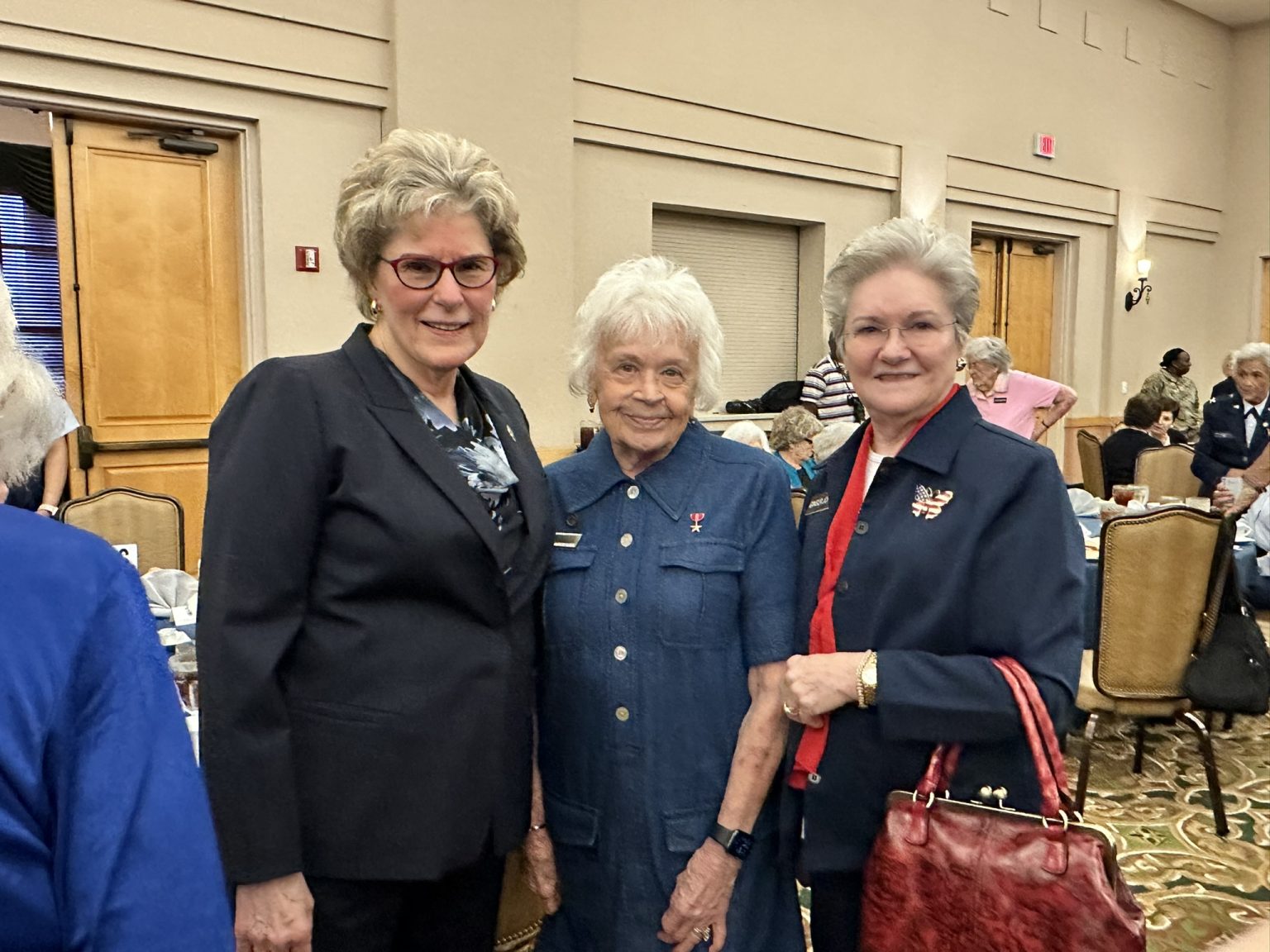 Foundation Honors Women in the Air Force History : Airman Heritage ...